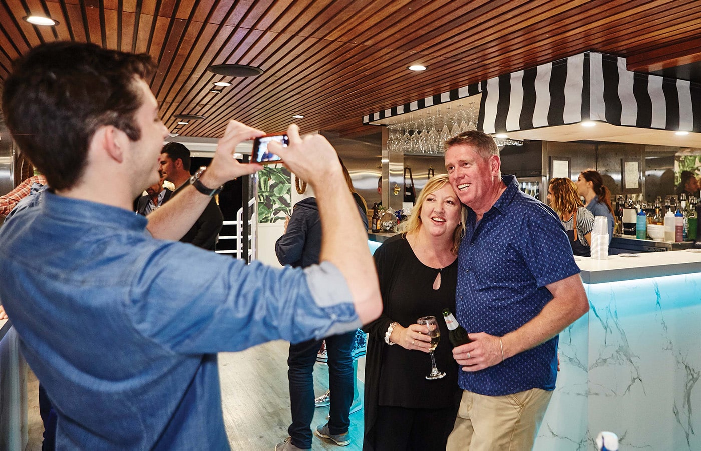 Buffet Dinner Cruise - Sea World Cruises