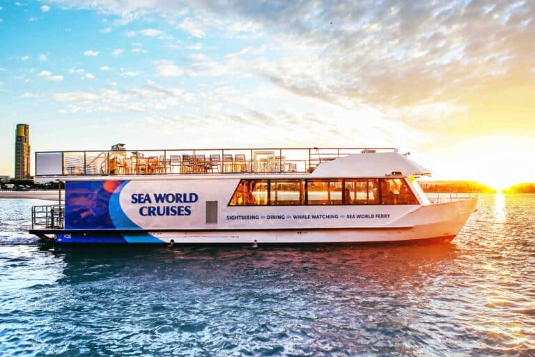 Gold Coast Buffet Dinner Cruise - Sea World Cruises